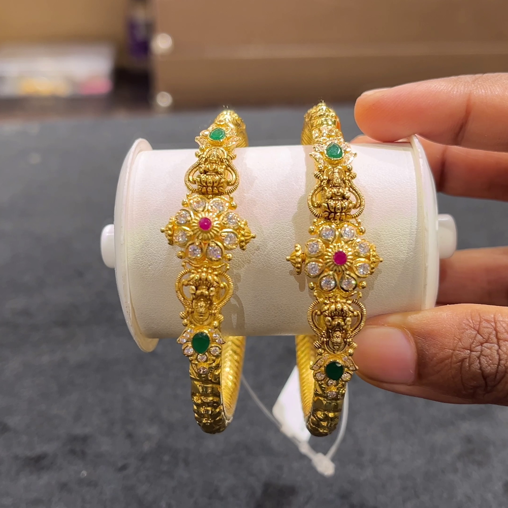 CHANDANA Brothers 33.61gms BANGLES 22K Yellow Gold – BangaruRani